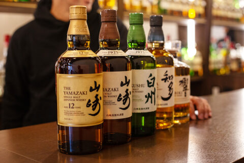 温かみのあるカウンターで、こだわりの米粉スイーツを「Cafe&Bar Rem」。 | Things（シングス）｜新潟のローカルなWebマガジン